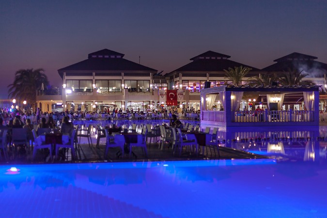 Club Nena Yorumları ve Fiyatları | Otelpuan
