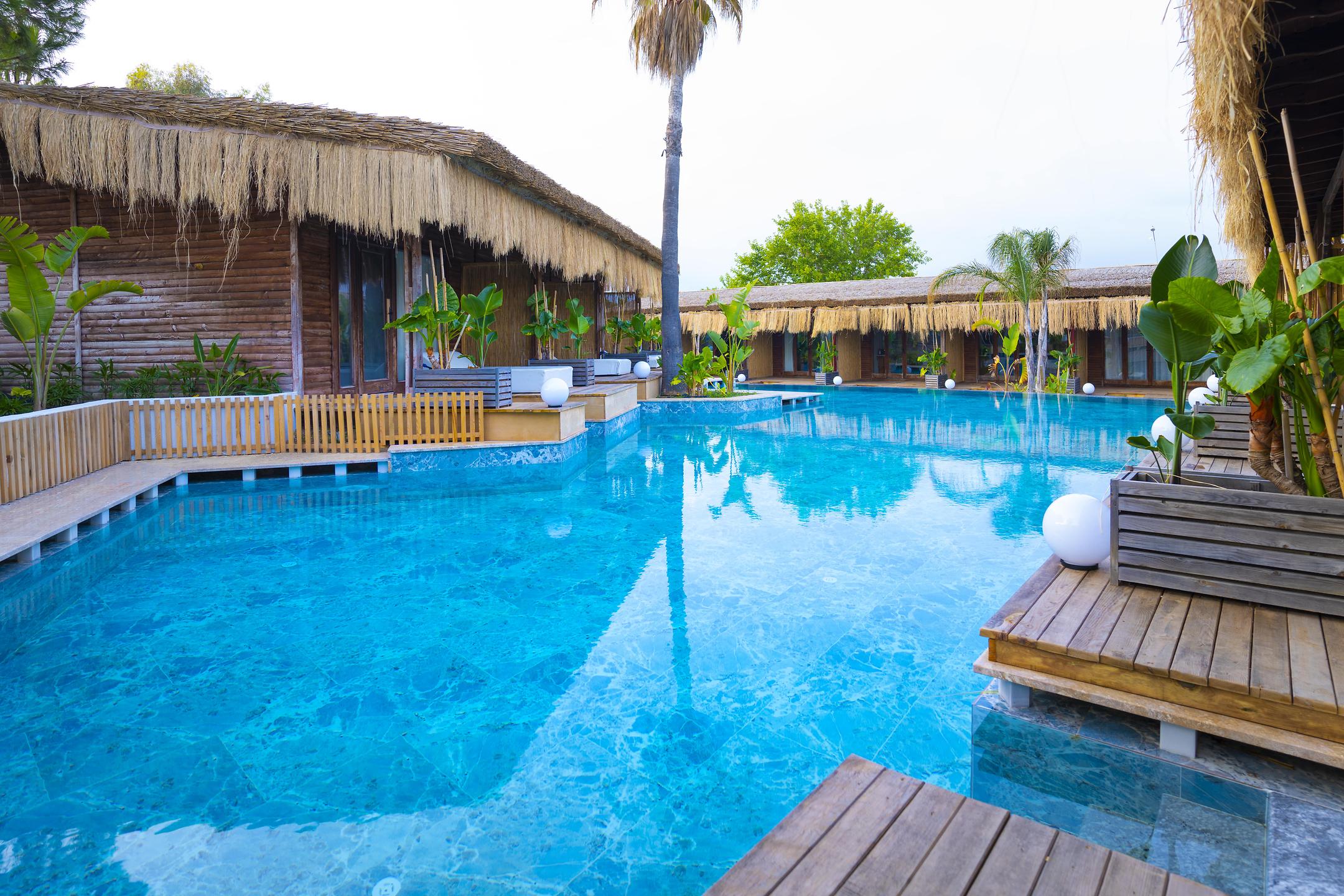 Flora Garden Beach | Etstur