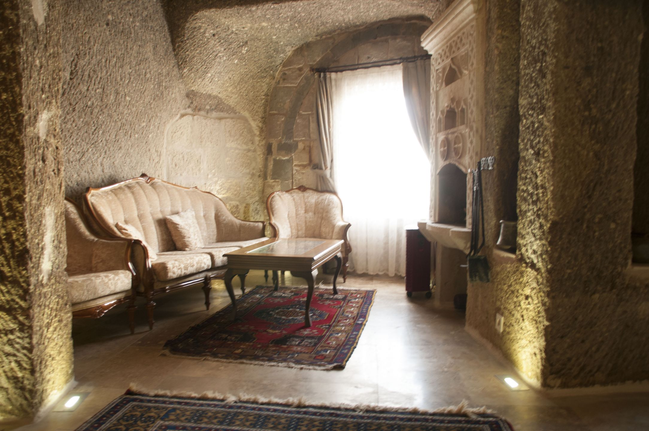 Empire Cave Hotel | Etstur.com